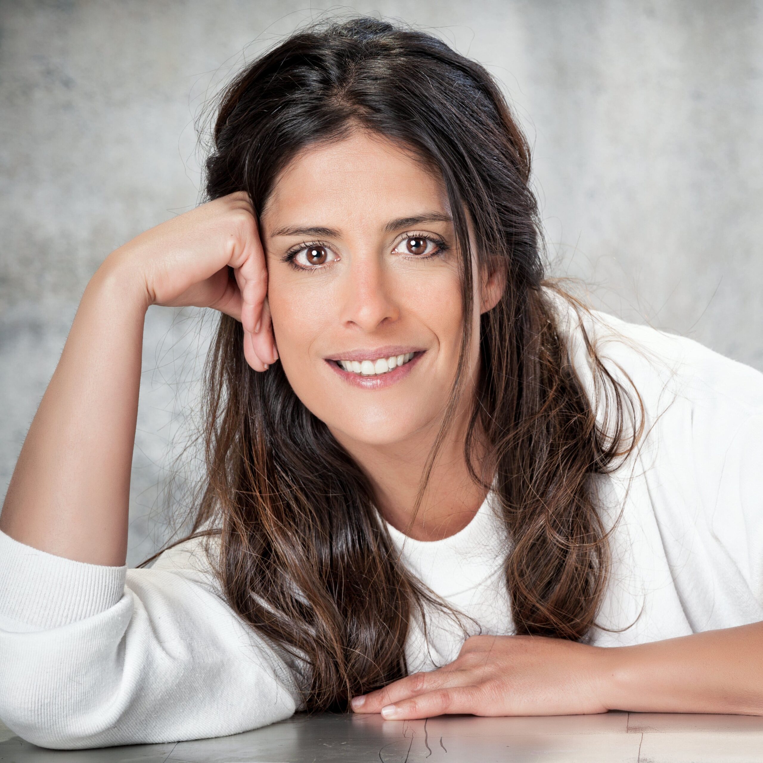 Verónica Molina - Scenic Rights